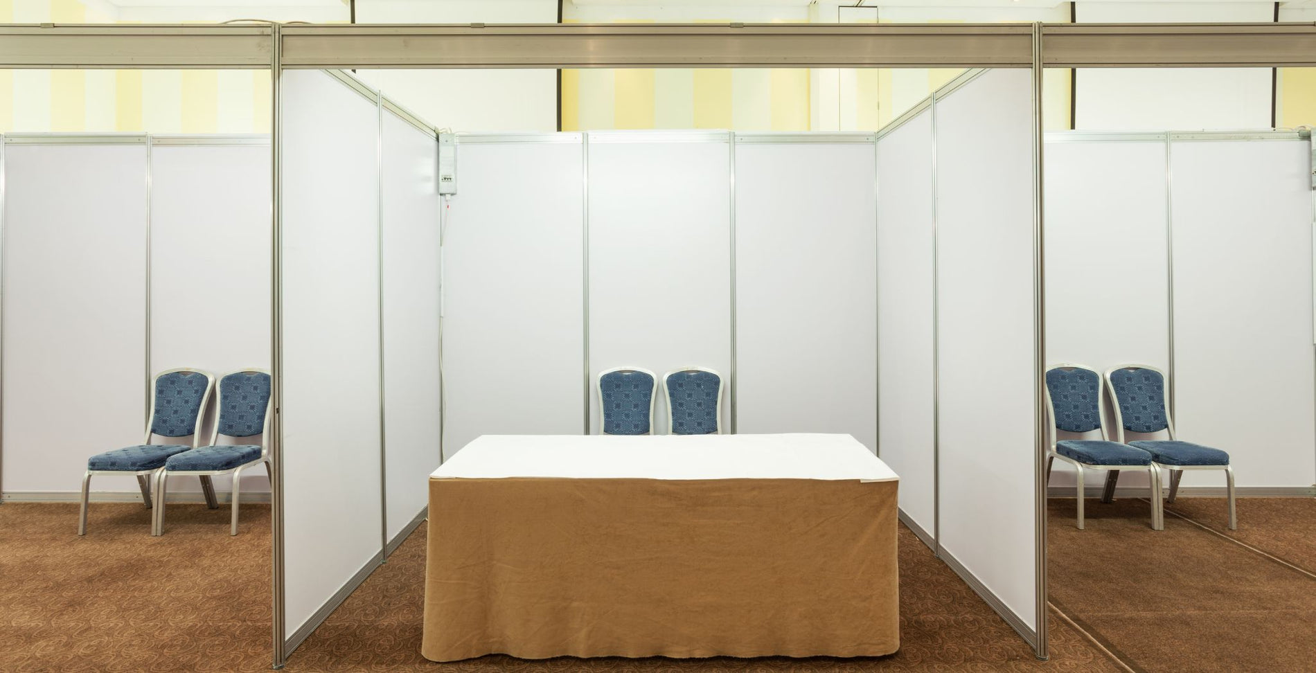 10 Creative Booth Design Ideas to Make Your Exhibition Stand Out | Zulu ...